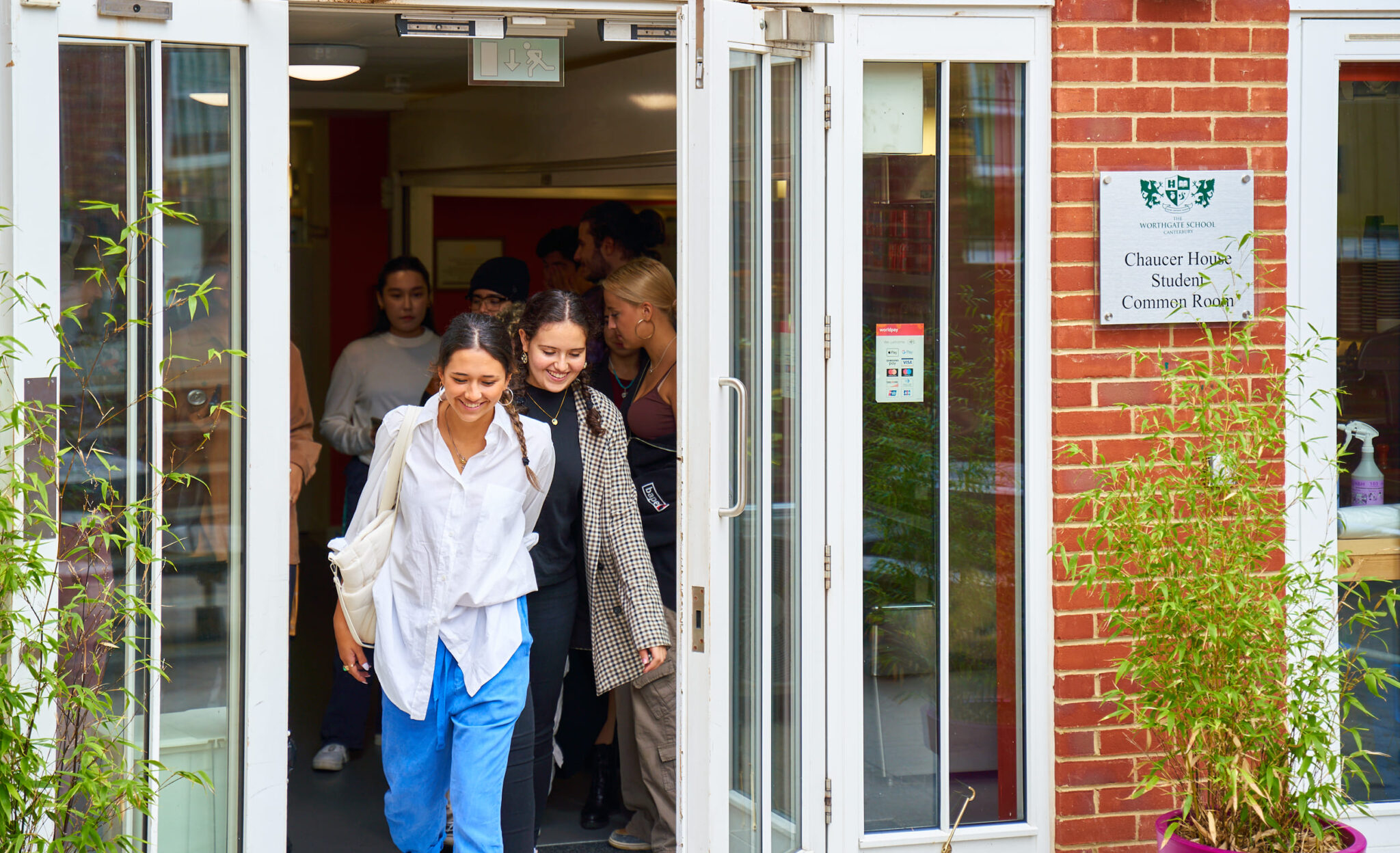 The Worthgate School - CETA WORLDWIDE EDUCATION